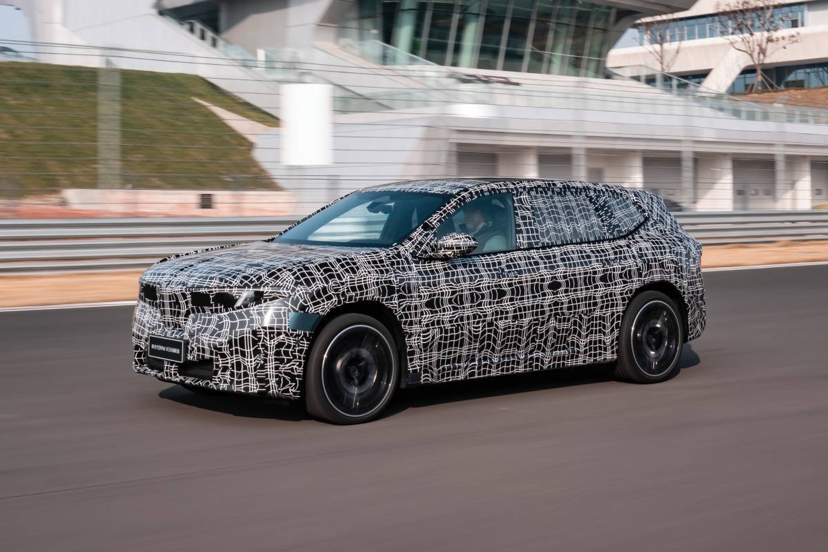 BMW iX3 Long Wheelbase akan dijual di Indonesia - Otobisnis.id